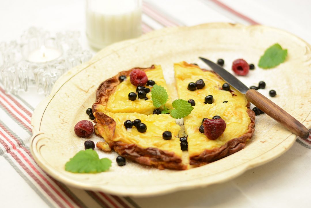 Hunaja-uunimunakas - Hunajayhtymä Oy - Katso helppo ohje tästä!